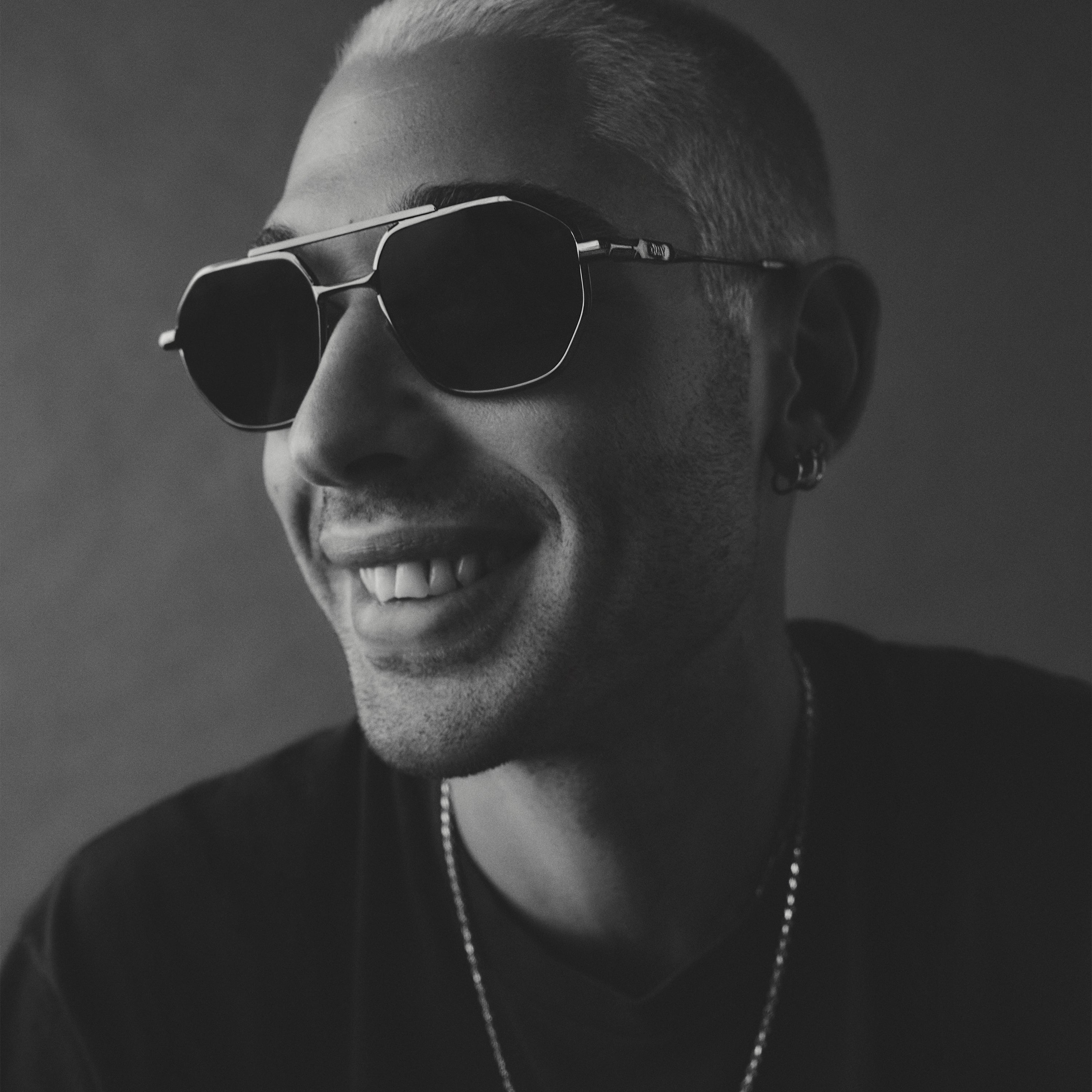 EN ROUTE - Geometric and Round Aviator Sunglasses for Men – QUAY