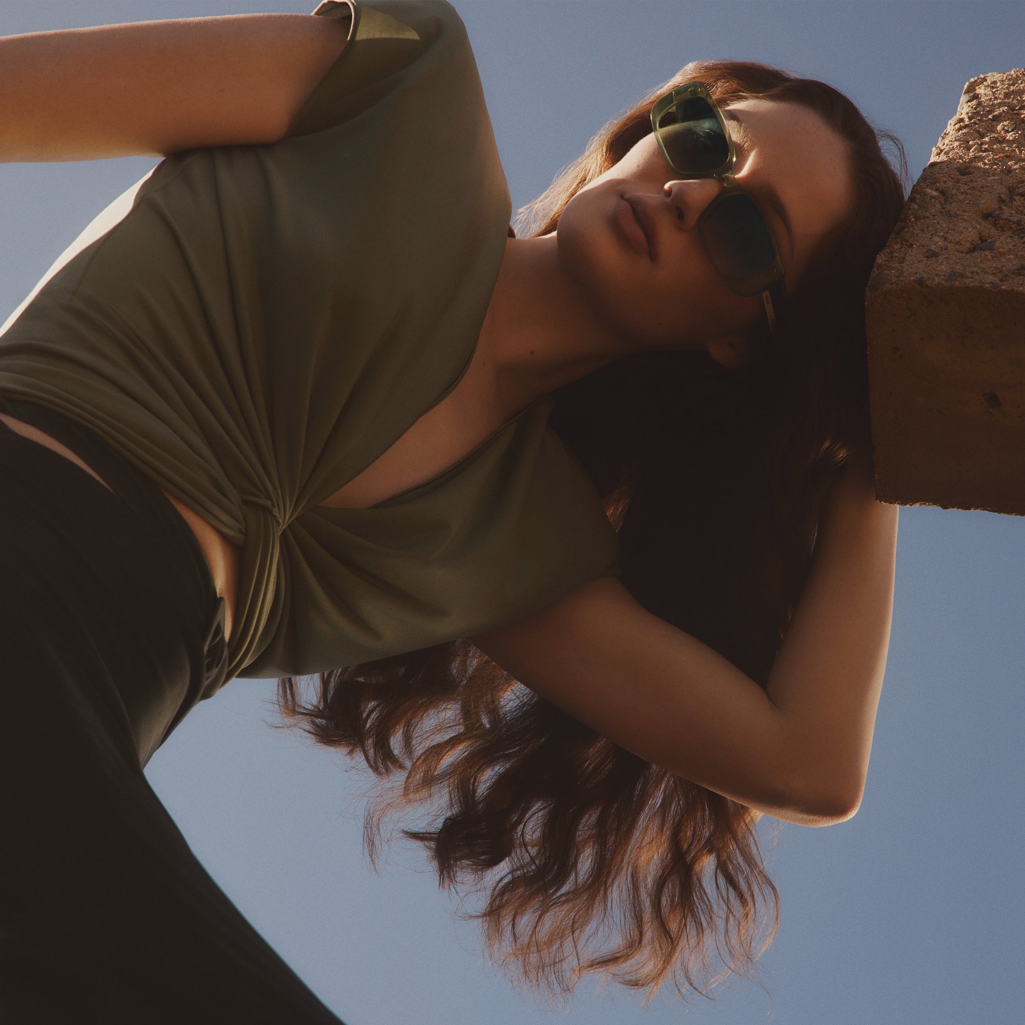 KARMA Ladies Rectangle Sunglasses with Narrow Frame – QUAY