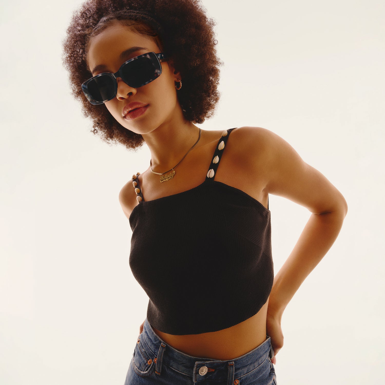KARMA Ladies Rectangle Sunglasses with Narrow Frame – QUAY